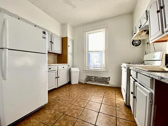 6825 7th Avenue, Unit 2