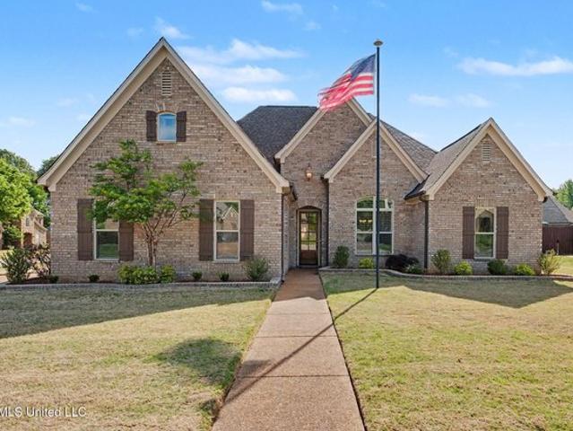 6826 Monica Ln, Olive Branch, MS 38654