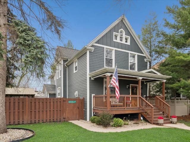 6826 N Osceola Ave, Chicago, IL 60631 | MLS #12607 | Compass