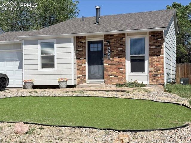 6826 Noble St, Colorado Springs, CO 80915