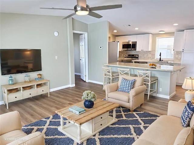 6827 Mt Pleasant Rd NE, Unit 47, St. Petersburg, FL 33702 | MLS #TB8473 | Compass