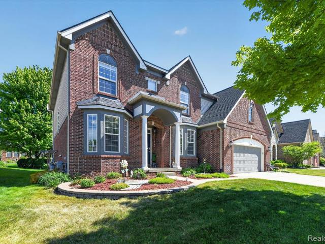 6827 Blackwell
