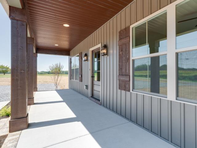 6827 Highway 41 N