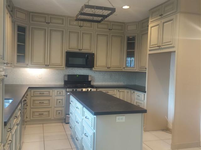 6827 Trimstone Drive