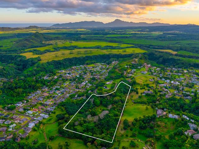 6828 B Kuamoo Rd, Unit 2, Kapaa, HI 96746 | MLS #726633 | Compass