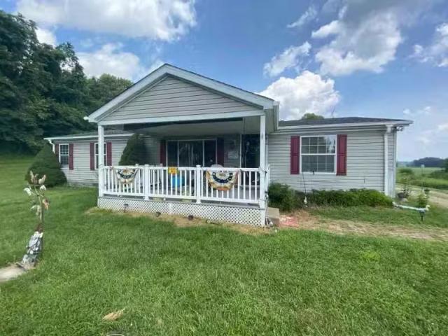 6828 S STATE ROAD 1, CONNERSVILLE, IN 47331 Single Family Resi.