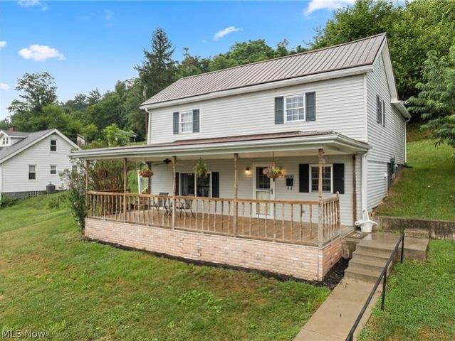 68290 Orchard Ave, Bridgeport, OH 43912