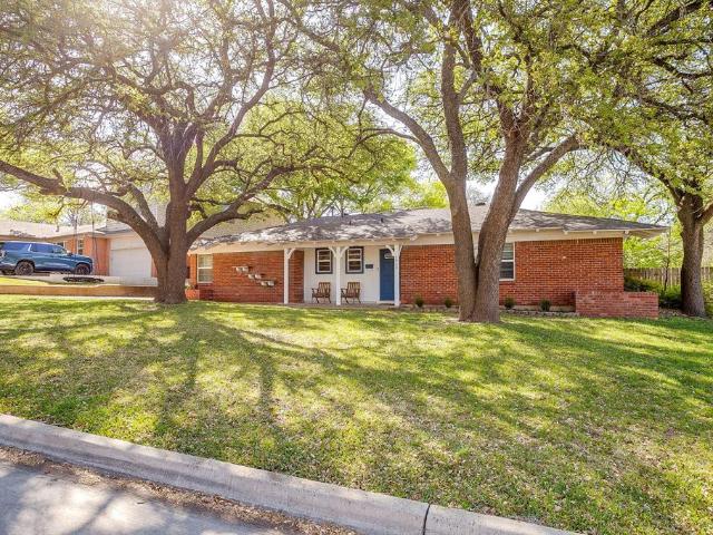 6829 Chickering Rd, Fort Worth, TX 76116 | MLS #21217 | Compass