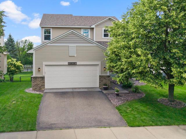 6829 Urbandale Lane N
