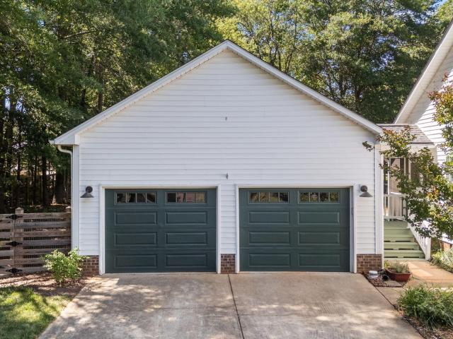 6820 Oviedo Drive