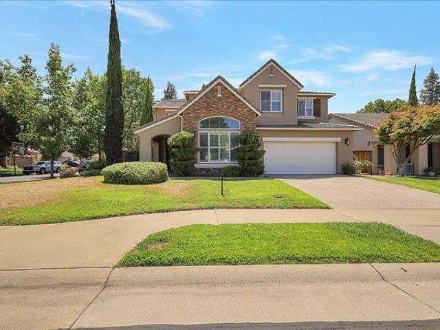 6820 Cherry Ridge Cir, Roseville, CA 95678