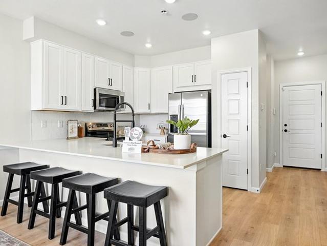 6820 Parterre Pkwy N Unit 4, Thornton, CO 80602