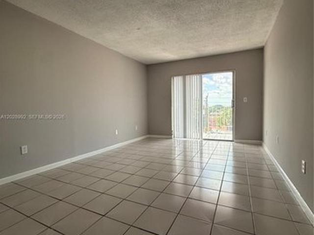 6820 W Flagler St Apt 407, Miami, FL 33144