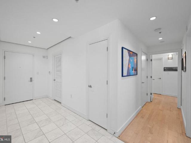 6820 Wisconsin Avenue # 7006