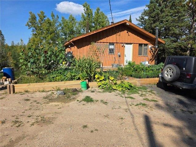 6821 Barrett Rd, Chisholm, MN 55719