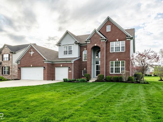 6821 Woodhaven Place