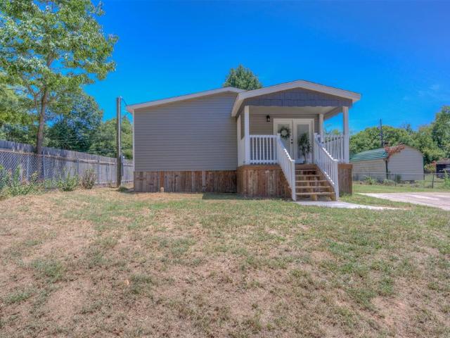 6823 Rockwell Place
