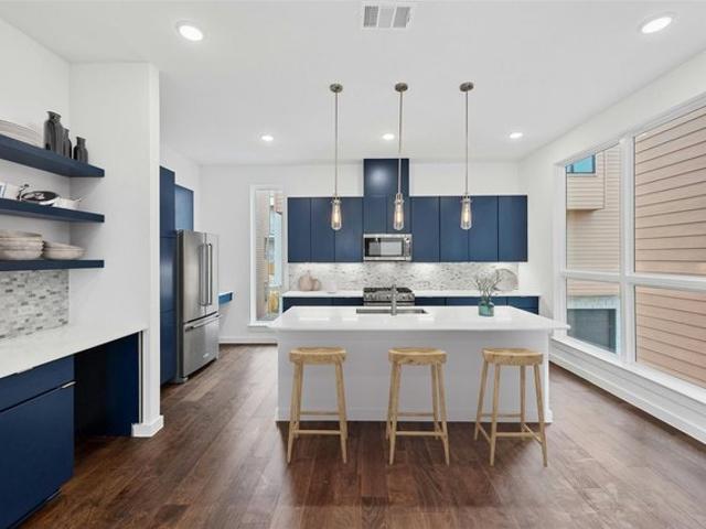 6823 Wolfcreek Pass Unit 6, Austin, TX 78749