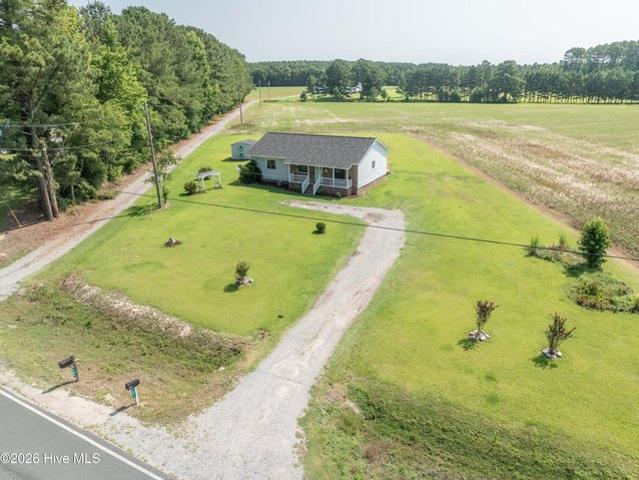 682 Cherry Rd, Washington, NC 27889