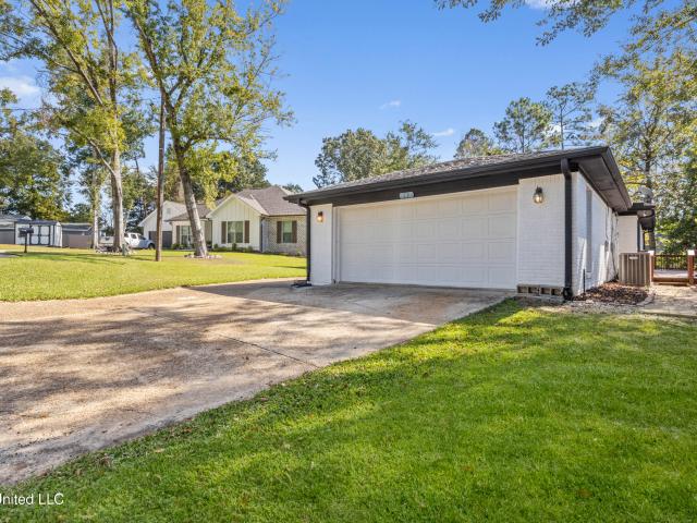 682 Auahi Place