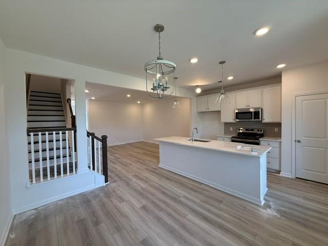 682 Bolder Way 4