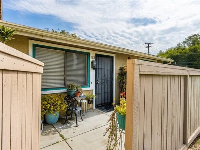 682 Bridgeport Cir Unit 29, Fullerton, CA 92833