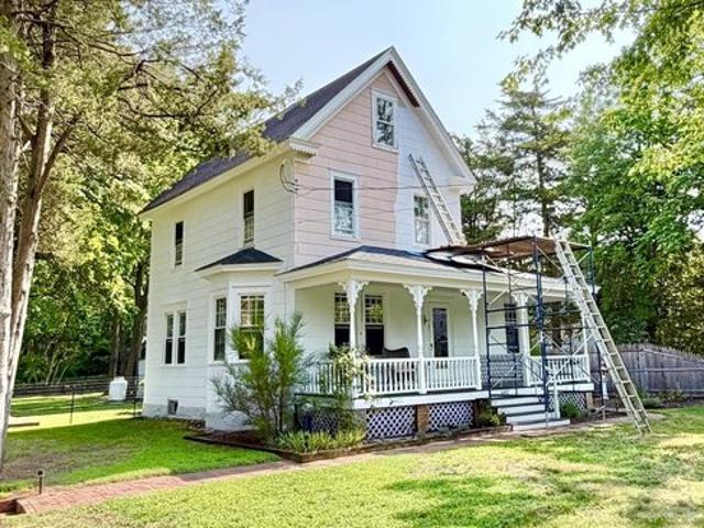 682 Dias Creek Rd, Cape May Court House, NJ 08210