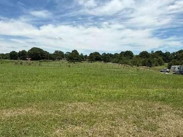 682 McDonough Rd S, Griffin, GA 30224