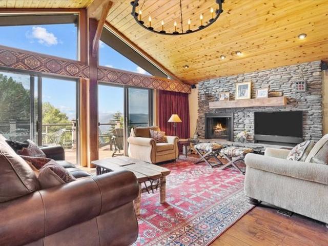 682 Ski Valley Rd, Waitsfield, VT 05673