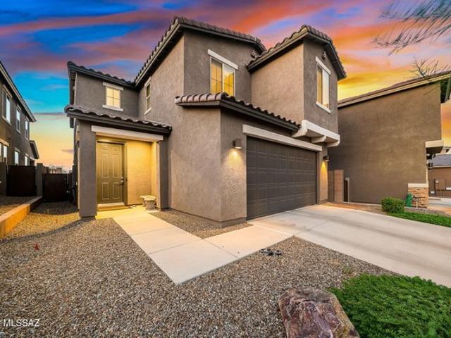 682 W Calle Espadero, Sahuarita, AZ 85629