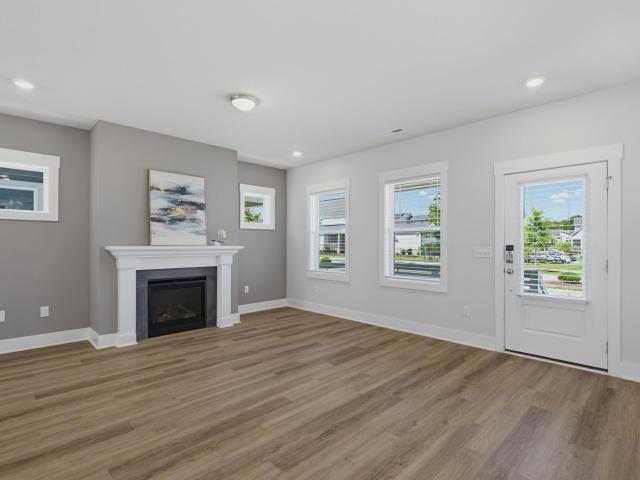 682 Vine Parkway