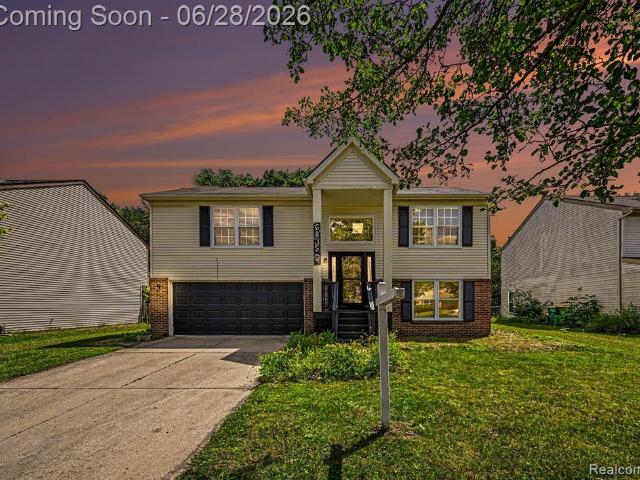 6835 Maplelawn Drive