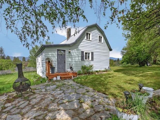 6836 Denver St, Bonners Ferry, ID 83805