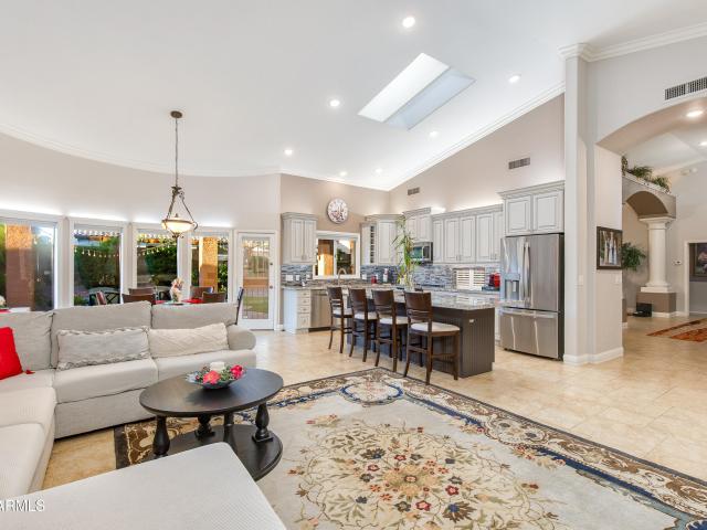 6836 E Winchcomb Dr, Scottsdale, AZ 85254 | Compass