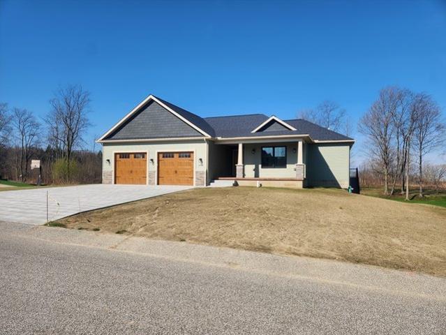 6836 Heather Trl, Erie, PA 16510