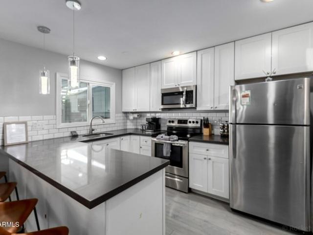 6837 E Osborn Rd Unit B, Scottsdale, AZ 85251