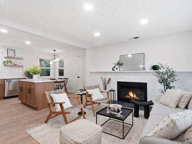 6837 SE 65TH AVE