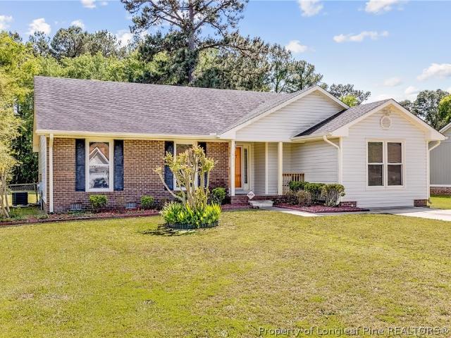 6837 Woodmark Dr, Fayetteville, NC 28314 | MLS #760764 | Compass
