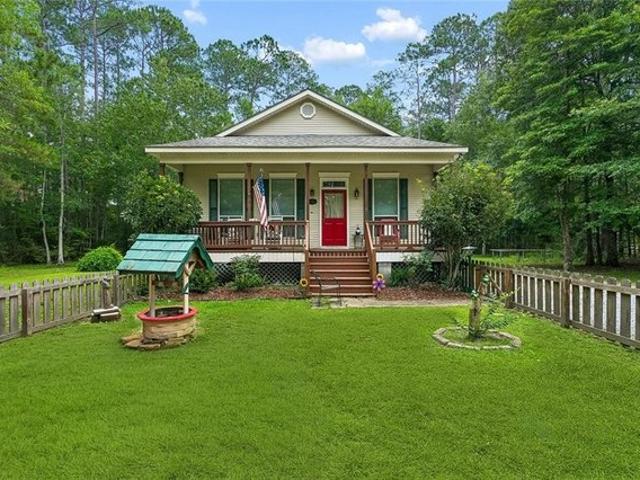 68382 Abney Dr, Mandeville, LA 70471