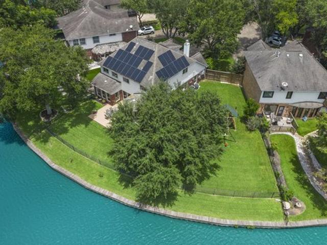 6838 Portuguese Bend Dr, Missouri City, TX 77459
