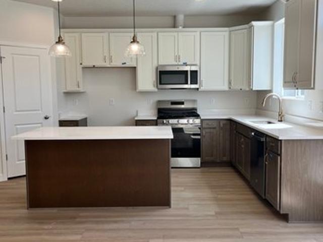 6838 S Survey Peak Ln Unit 312, West Jordan, UT 84081