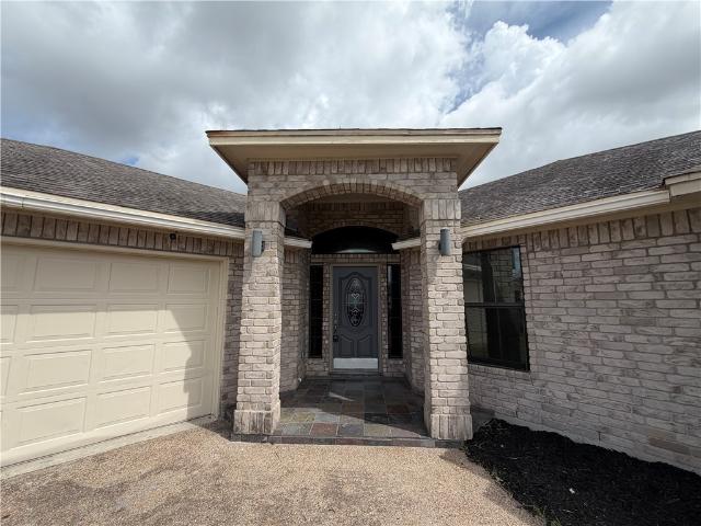 6830 Round Table Street