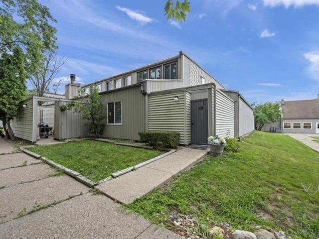 6831 N Frostwood Pkwy Unit D29, Peoria, IL 61615