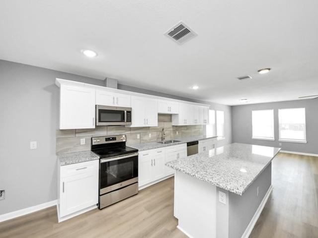 6832 Foster St, Houston, TX 77021
