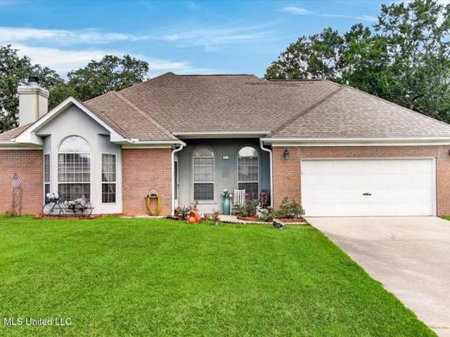 6833 Hilo St, Diamondhead, MS 39525
