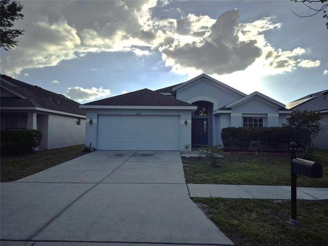 6833 Runner Oak Dr, Zephyrhills, FL 33545
