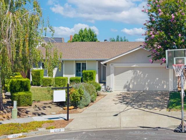 683 Choctaw Ct, San Jose, CA 95123