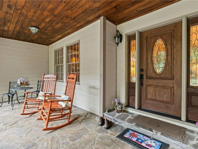 683 Grande Oaks Drive