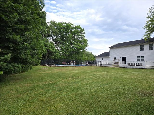 683 Fairview Rd