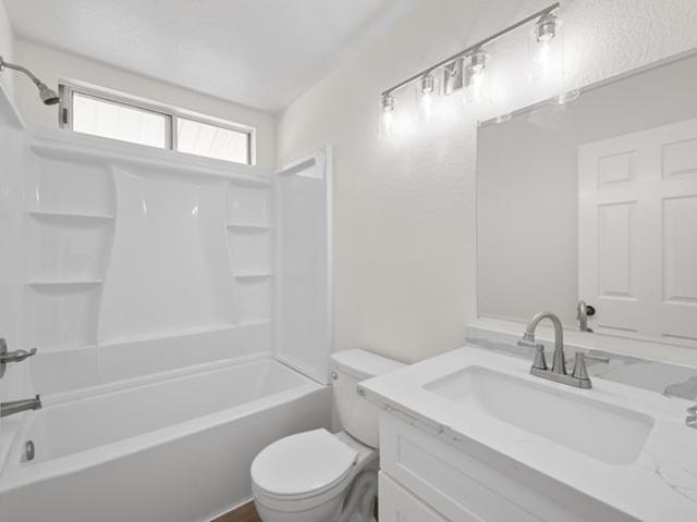 683 Jonquil St, Hemet, CA 92545
